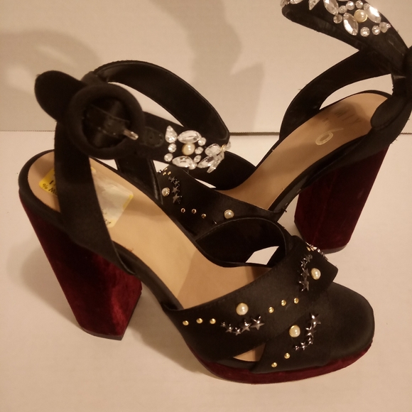 Mix No. 6 | Shoes | Vampire Style Platform Heels | Poshmark